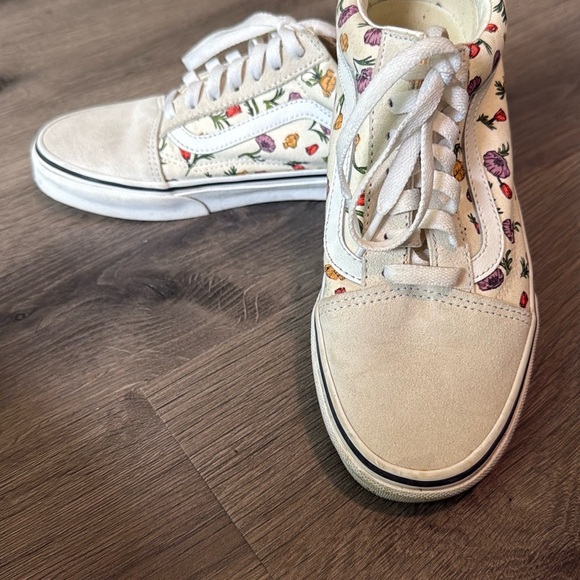 Vans | Shoes | Vans Old Skool Poppy Floral Cream Skate Shoes | Poshmark